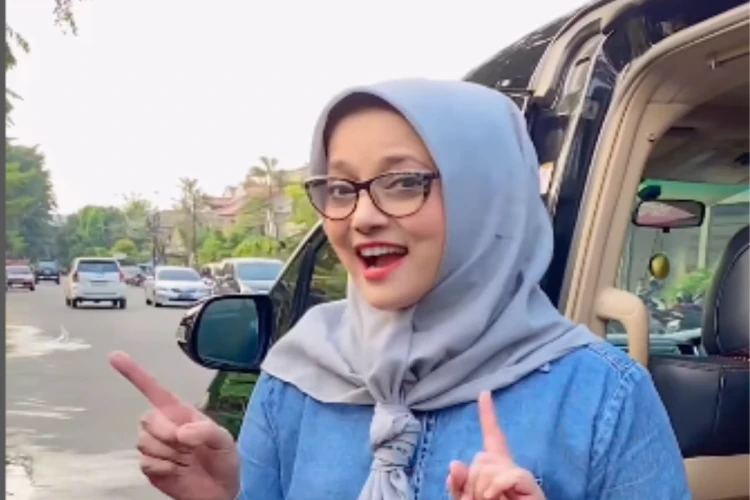 Perjalanan Karir Politik Marissa Haque, Istri Ikang Fawzi Pernah Tinggalkan DPR RI Hingga Kalah ...