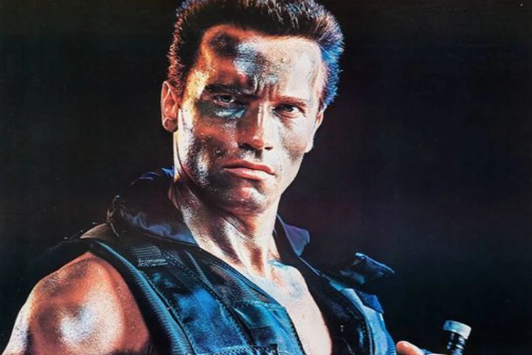 Intip Plot Film Commando yang Dibintangi oleh Arnold Schwarzenegger dan ...
